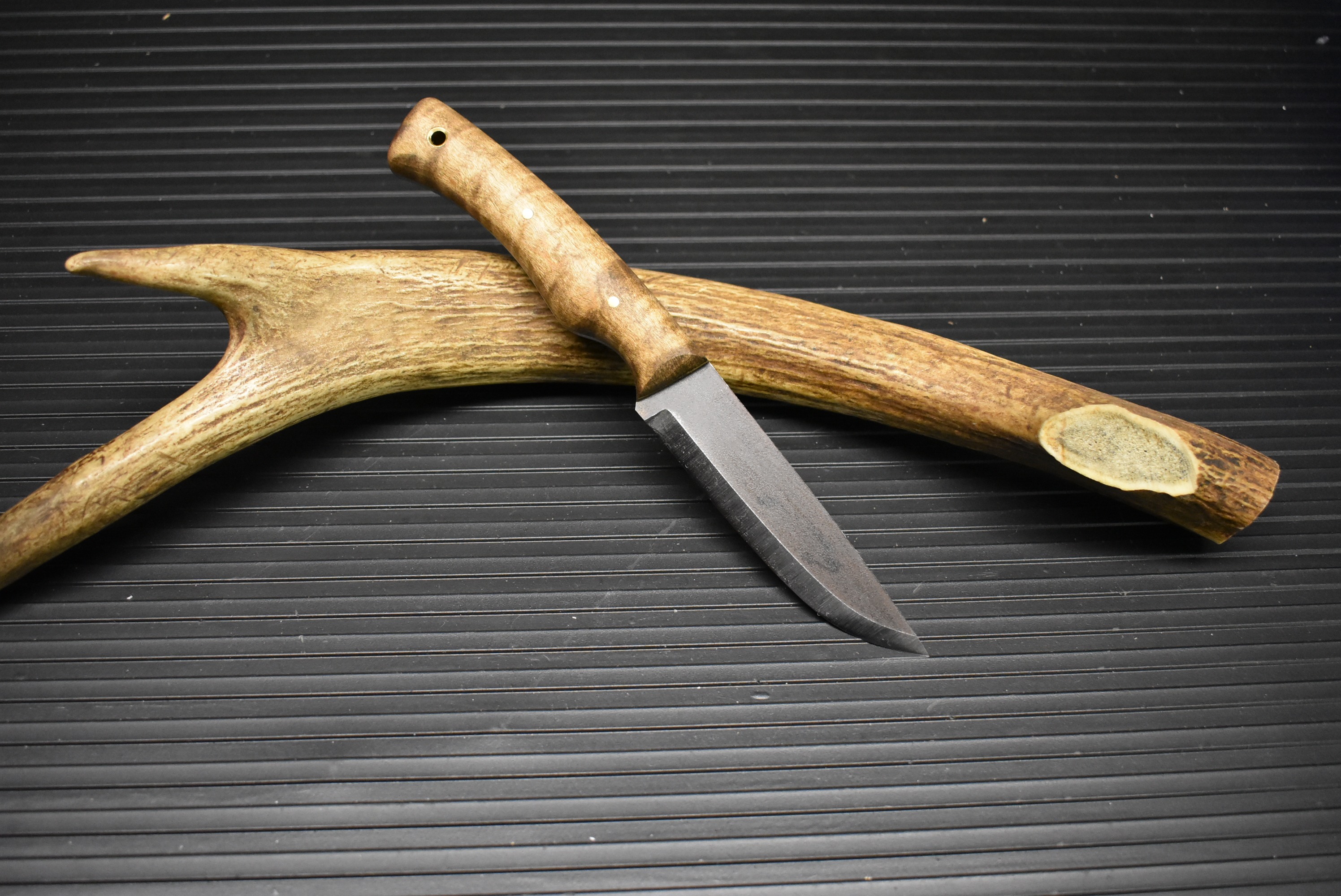 PKS Scorpion Curly Maple - LANTAC Knives