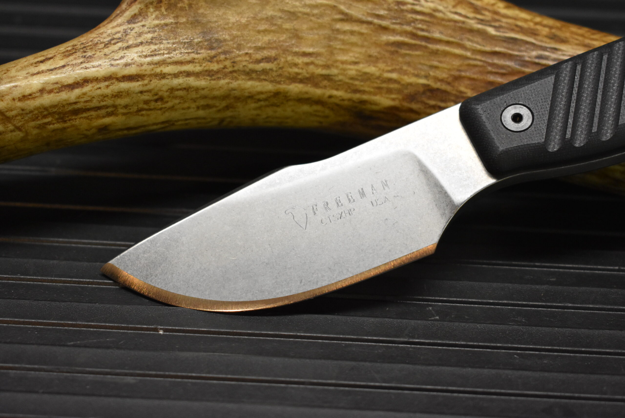 Freeman 3.5" Backcountry Pocket Hunter Blk - LANTAC Knives