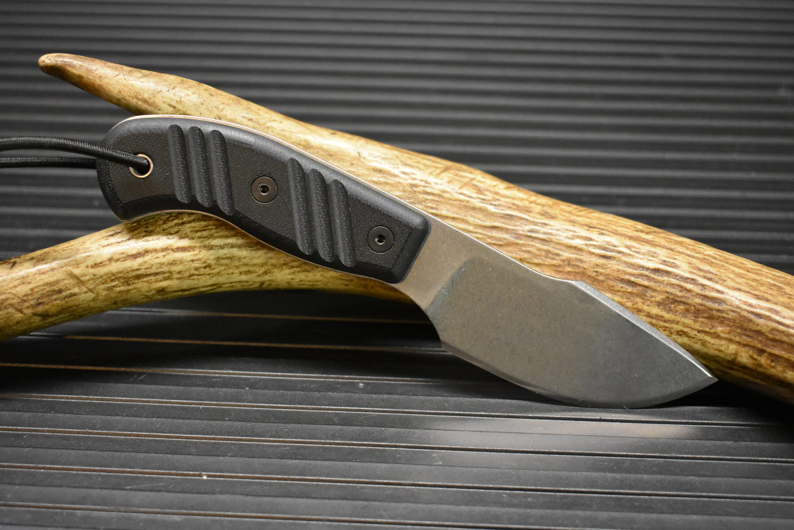 Freeman 3.5" Backcountry Pocket Hunter Blk - LANTAC Knives