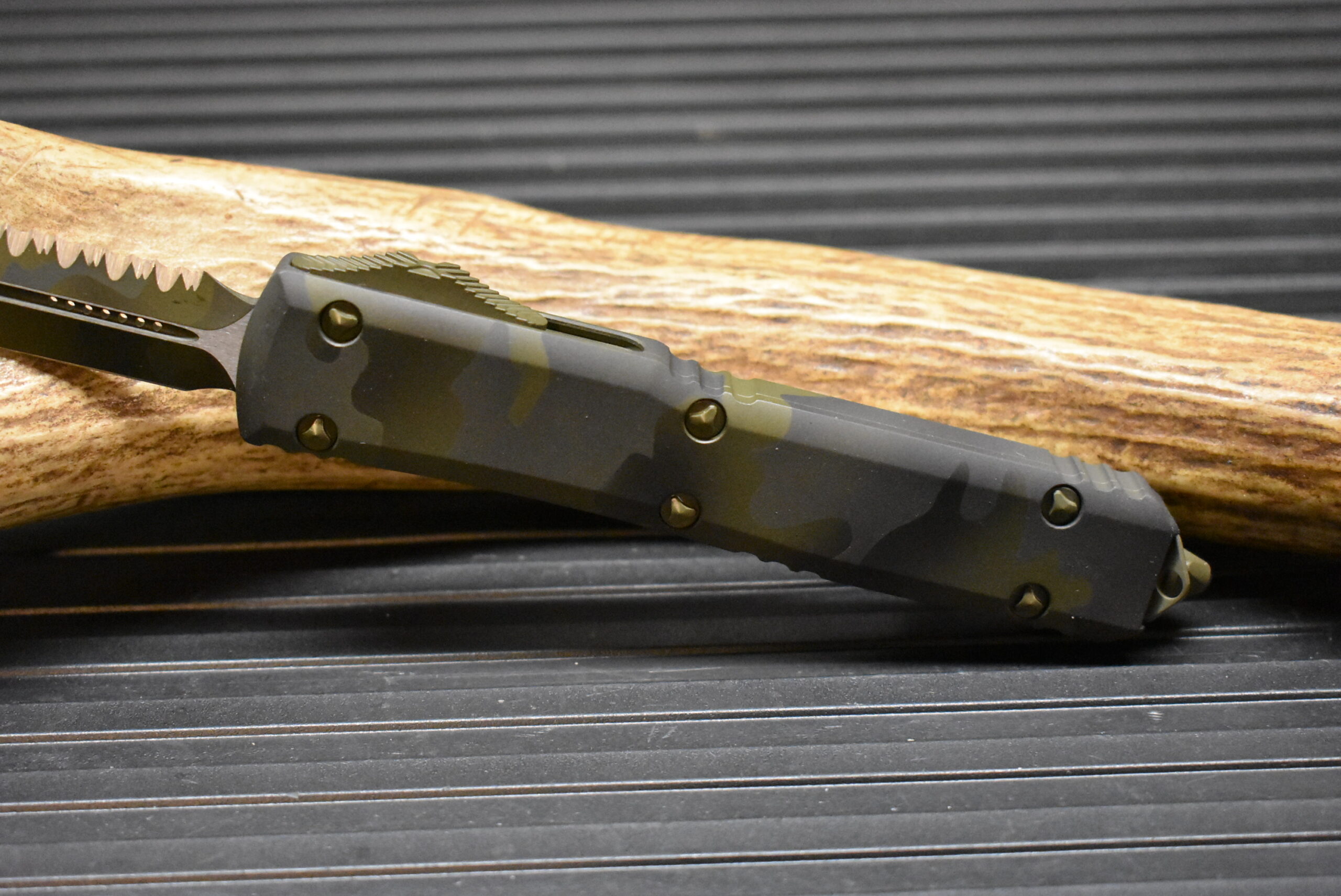 Microtech Ultratech D/E F/S Olive Drab Camo 122-3OCS - LANTAC Knives