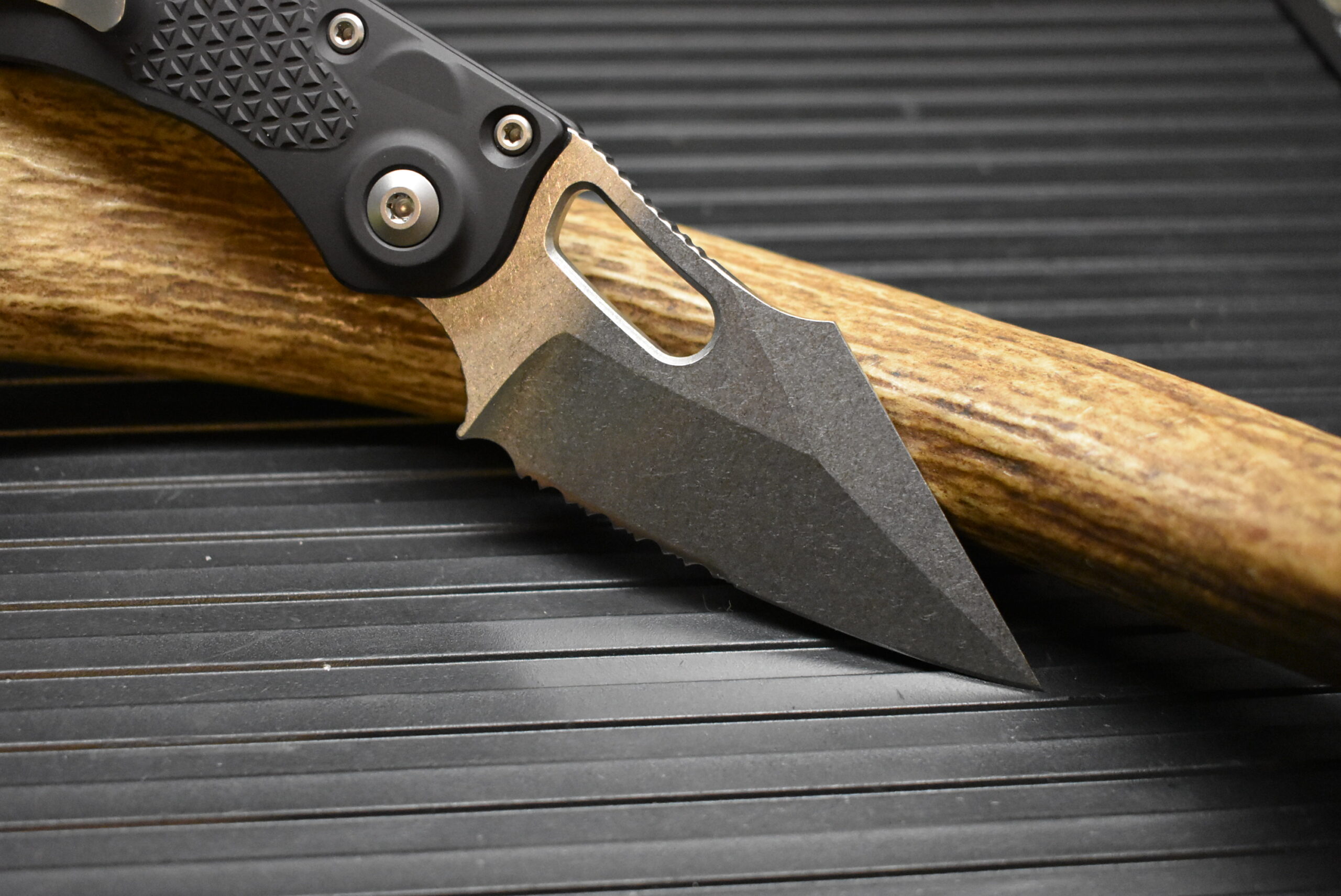 Microtech Stitch S/E SW Auto - LANTAC Knives