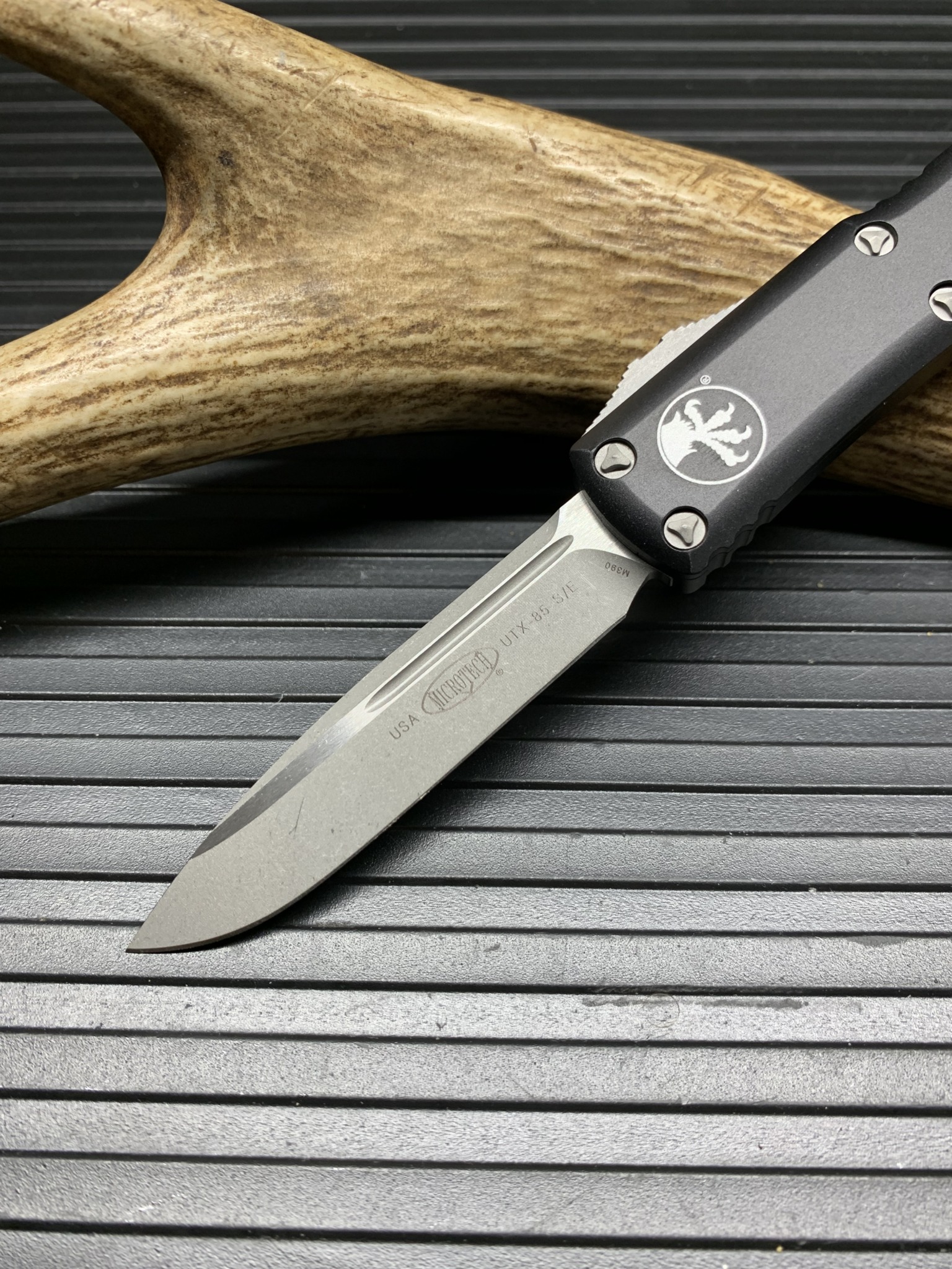Microtech UTX-85 SE Black AP 231-10AP - LANTAC Knives